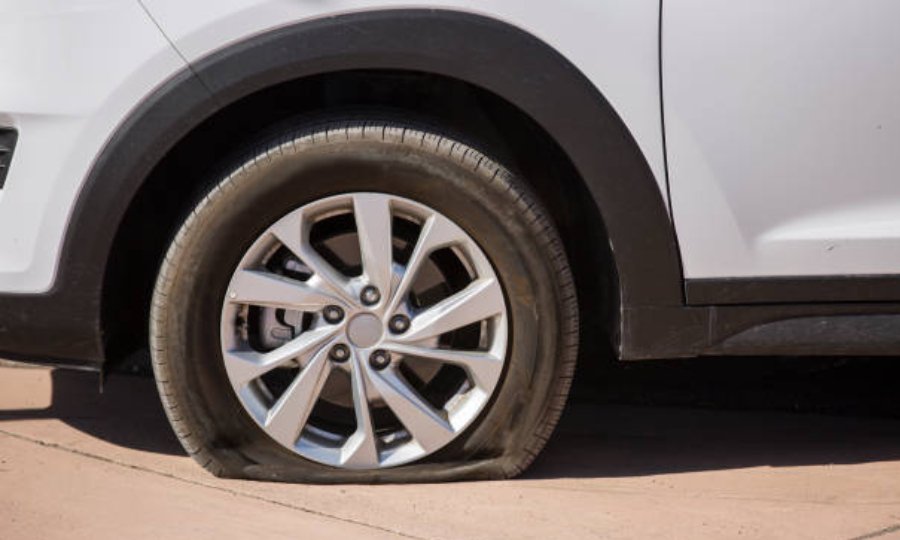 Preventing Steps To Avoid A Tyre Blow-Out- Explained!